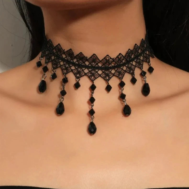 Eclipse Gothic Necklaces – Casvian